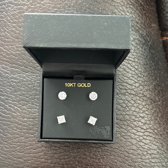 R. H. Macy’s & Co. | Jewelry | Kt Gold Diamond Stud Earrings Set | Poshmark